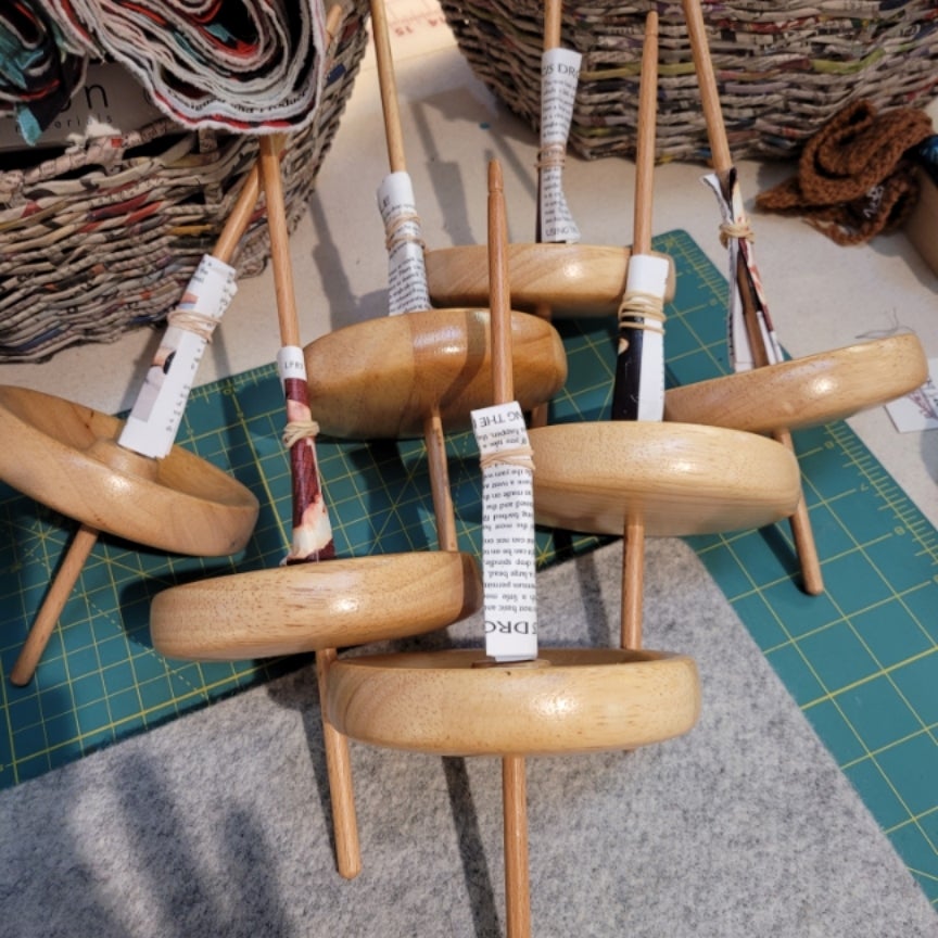 Bottom Whorl Drop Spindle 5 ounce Wooden-Finished | slowfiber